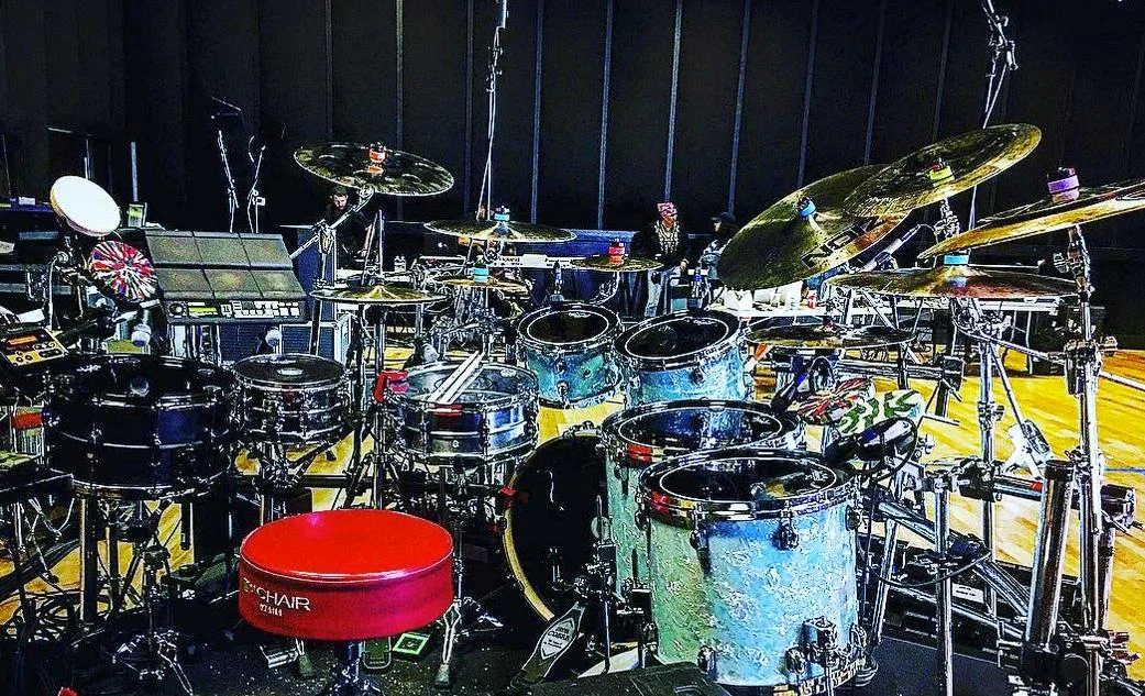 DRUMMERS — DAUZ DRUM COMPANY