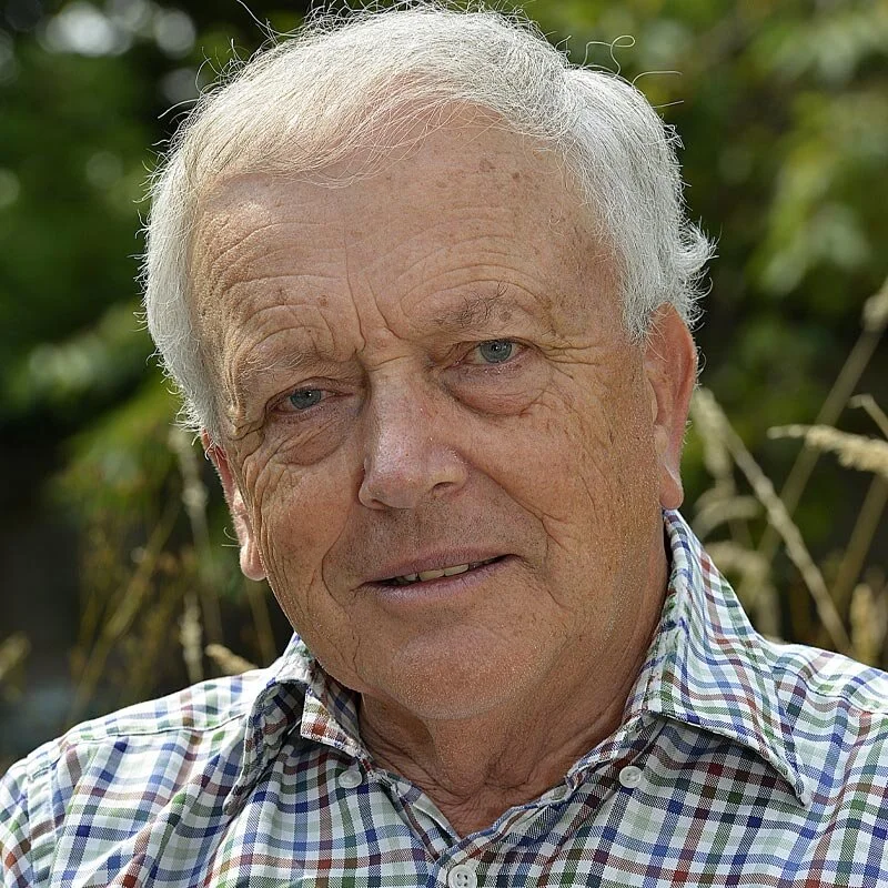 Judges — Bird Photographer of the Year