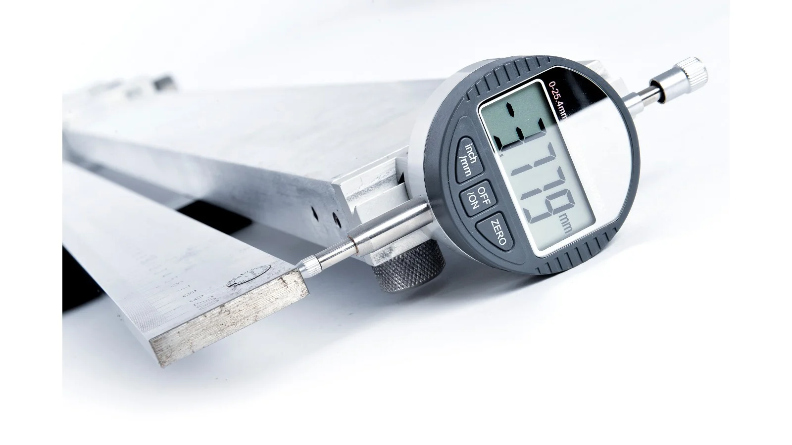 Pipe End Hooking Measurement — OMS | Optical Metrology Services Ltd