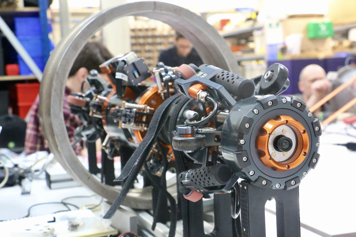 Guide to robotics in the oil and gas industry — OMS | Optical Metrology ...