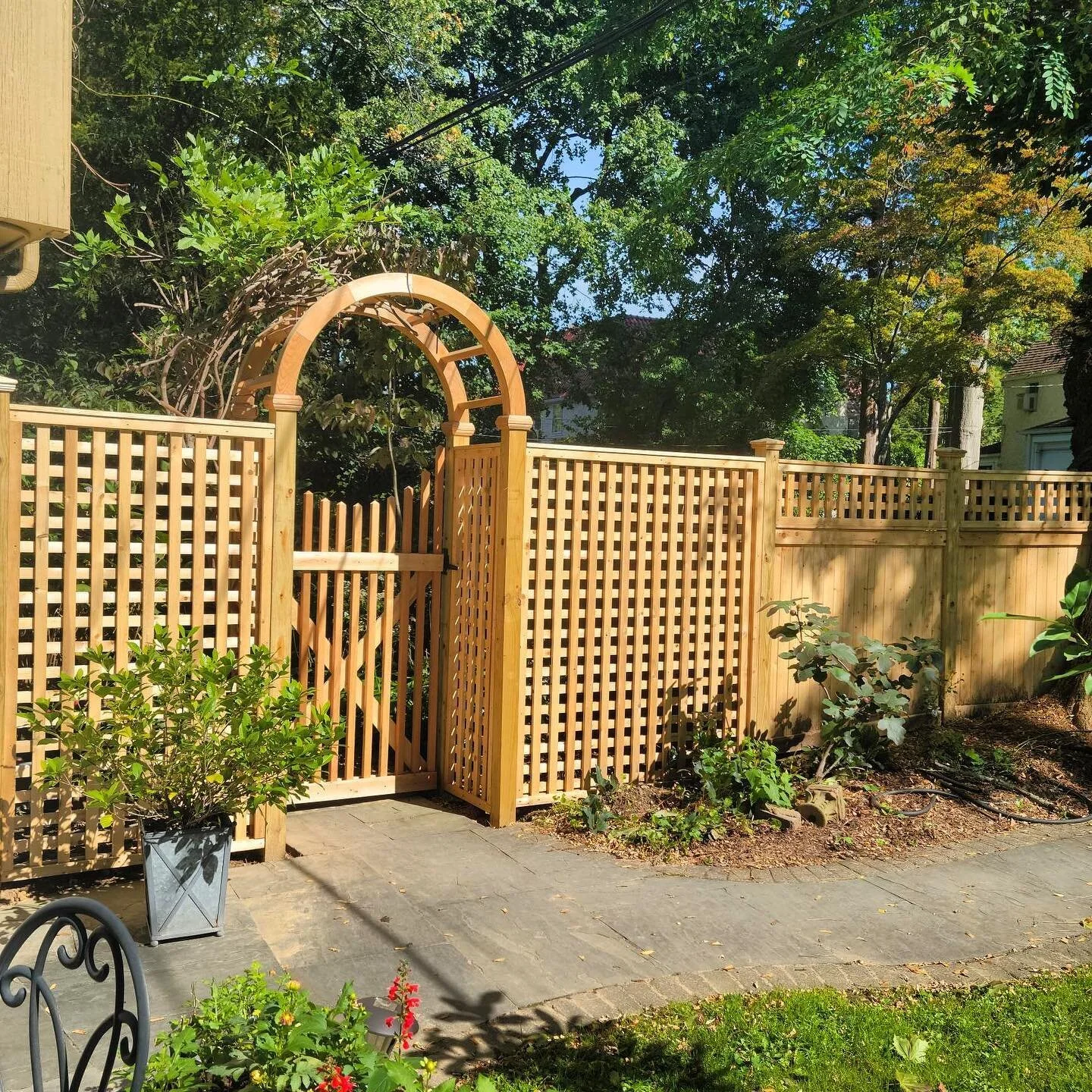 Above All Fence | Quality Fence Long Island | Call 631-224-7905