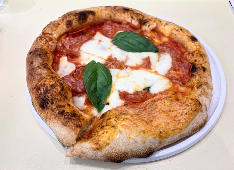 7 Pizza Parlors Where Tasting A Truly Delicious Neapolitan Pizza At ...