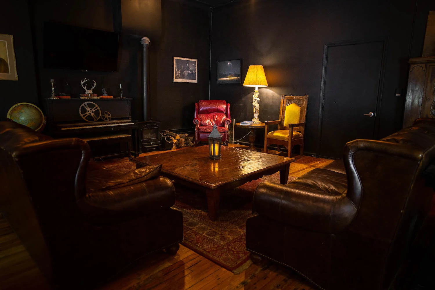 Common Areas — The Den Theatre