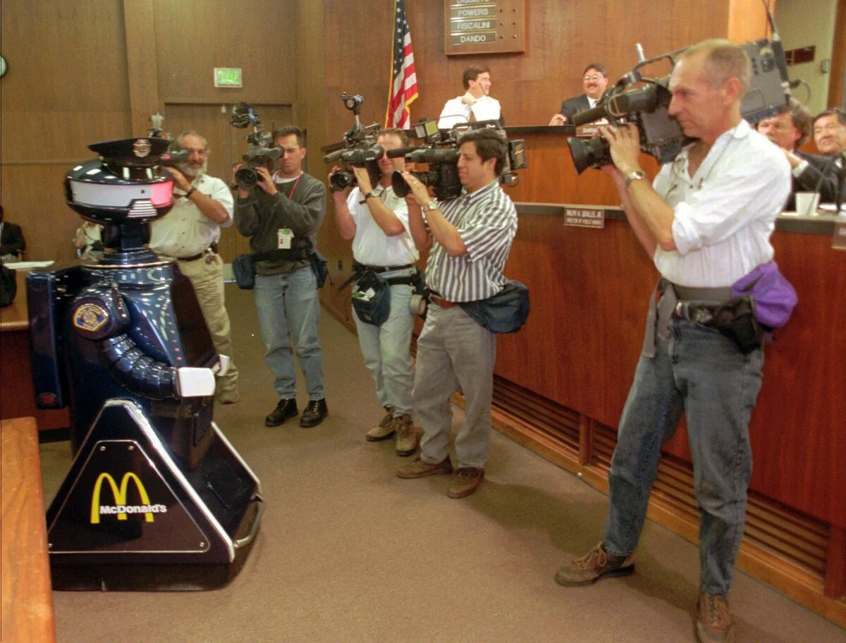 Officer Mac, the Official McDonald's RoboCop of 1996 — Paleofuture
