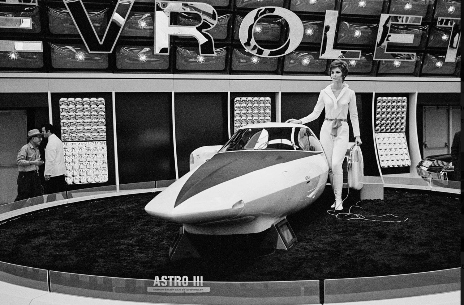 Chevy's Astro III Concept Car From 1969 Was a Three-Wheeled Wonder ...