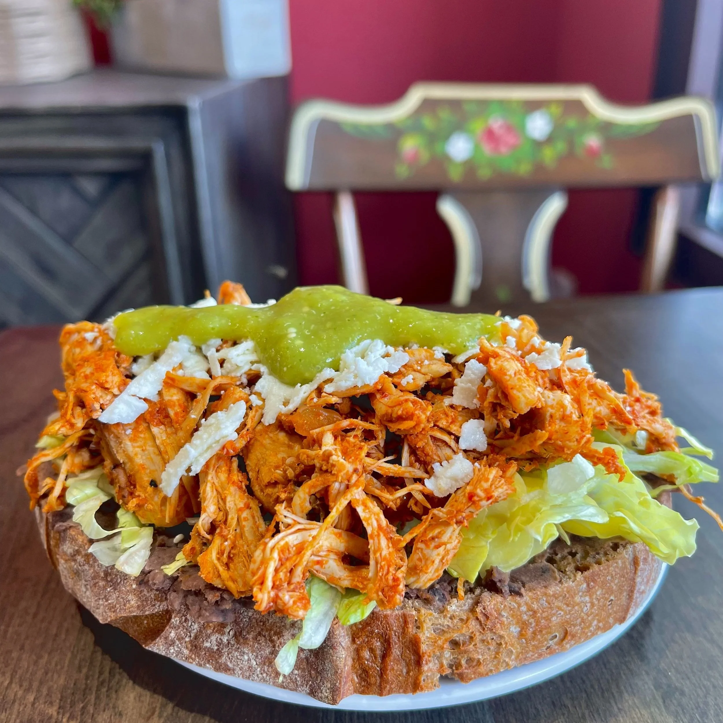 Specials — Casita linda