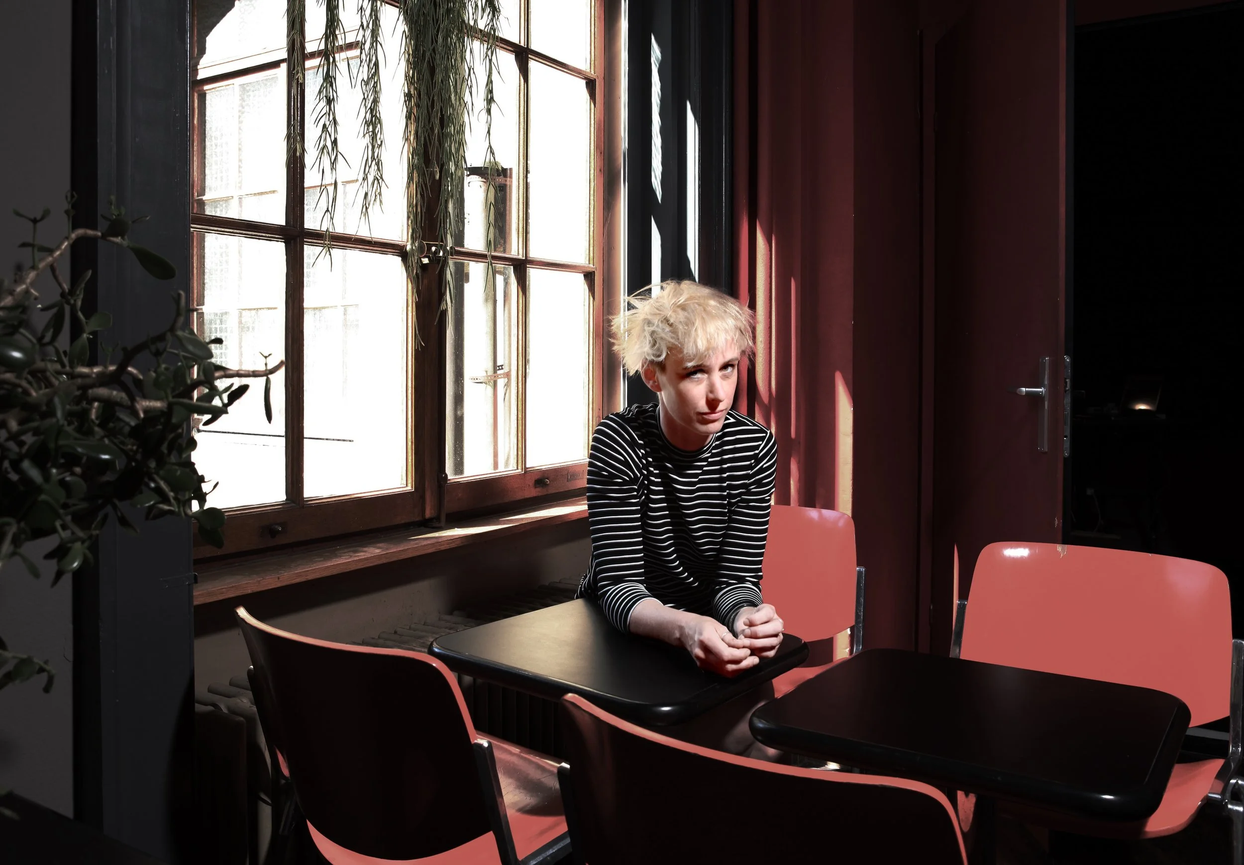 internal links simone aubert — carton