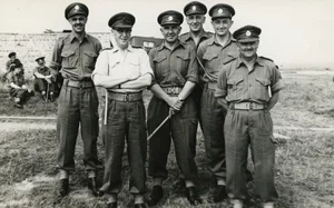 GORDON WATTS: WORLD WAR II ARMY OFFICER — LIVES RETOLD