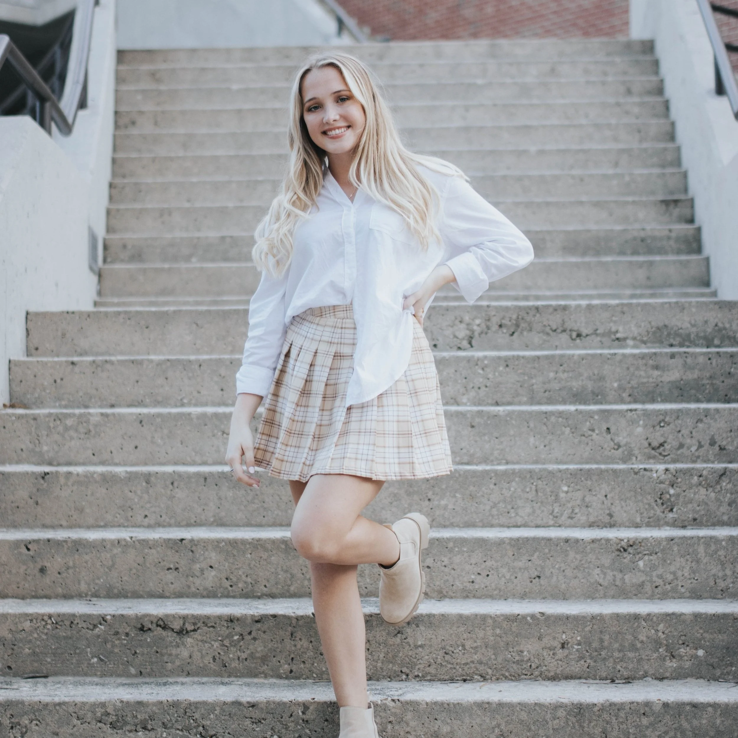 OFFICERS — UF Alpha Chi Omega