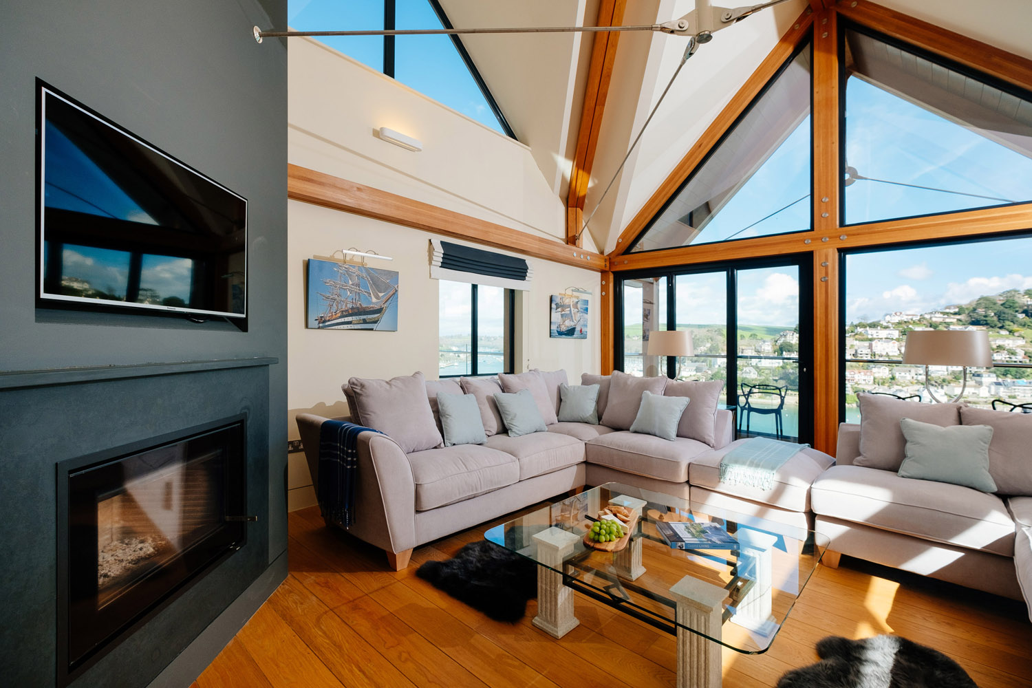 Modern Timber Framed Phoenix House — Roderick James Architects