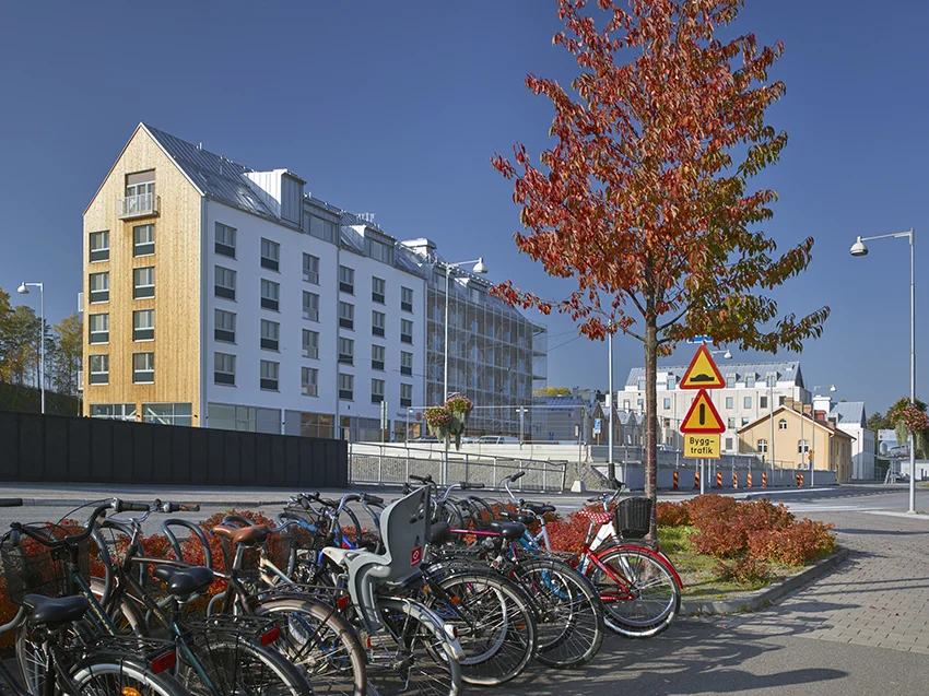 Centrumboende växer fram i Nykvarn — Gatun Arkitekter