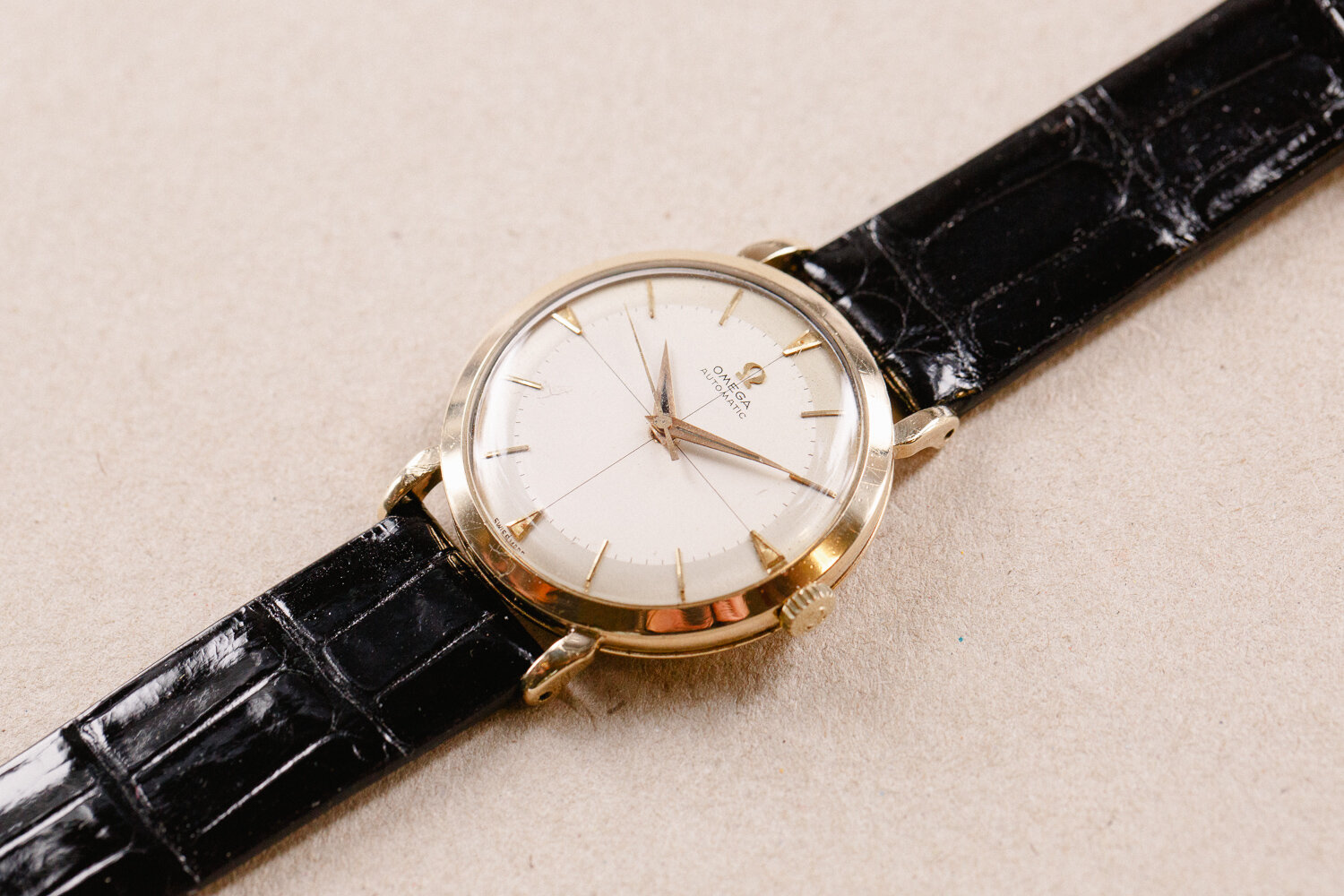 OMEGA 9ct Gold Classic 501 Automatic - ALD Dennison Vintage 1959 — O R ...