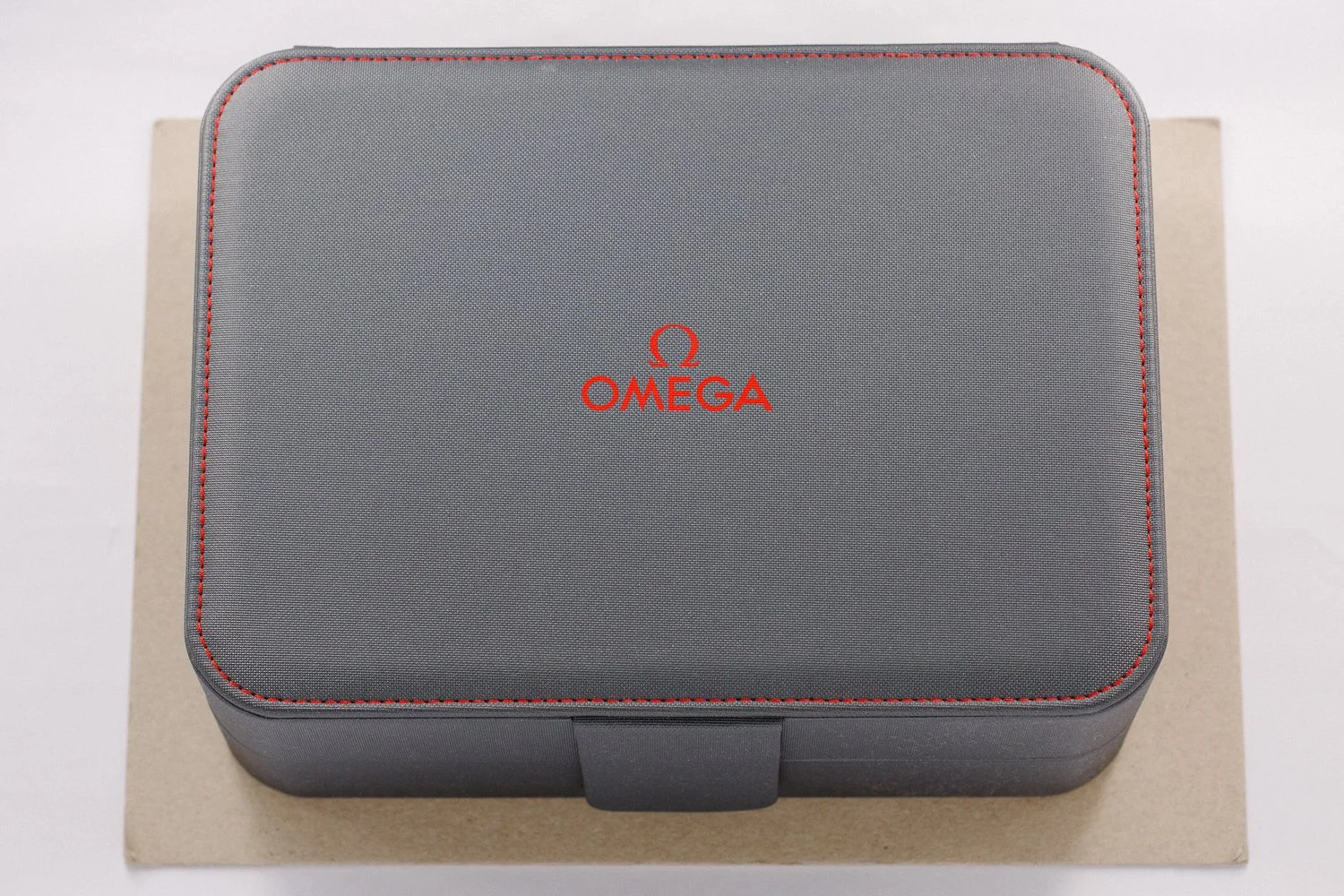 OMEGA Speedmaster ALASKA PROJECT Moonwatch - Limited Edition 8xx - Full ...