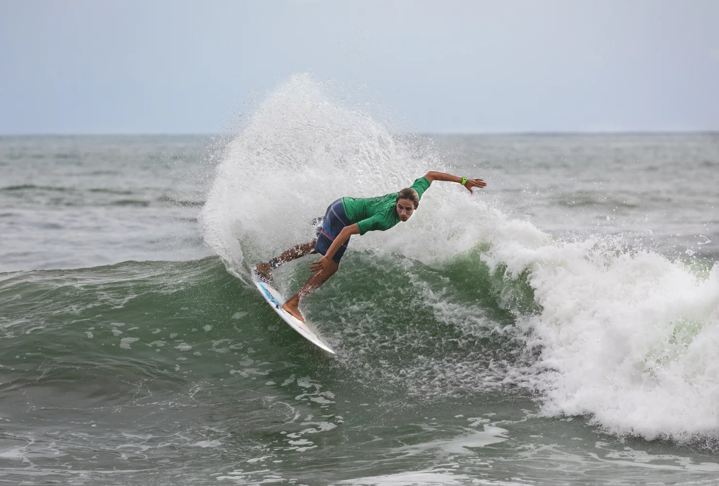 Playa Dominical — Escaleras Escape