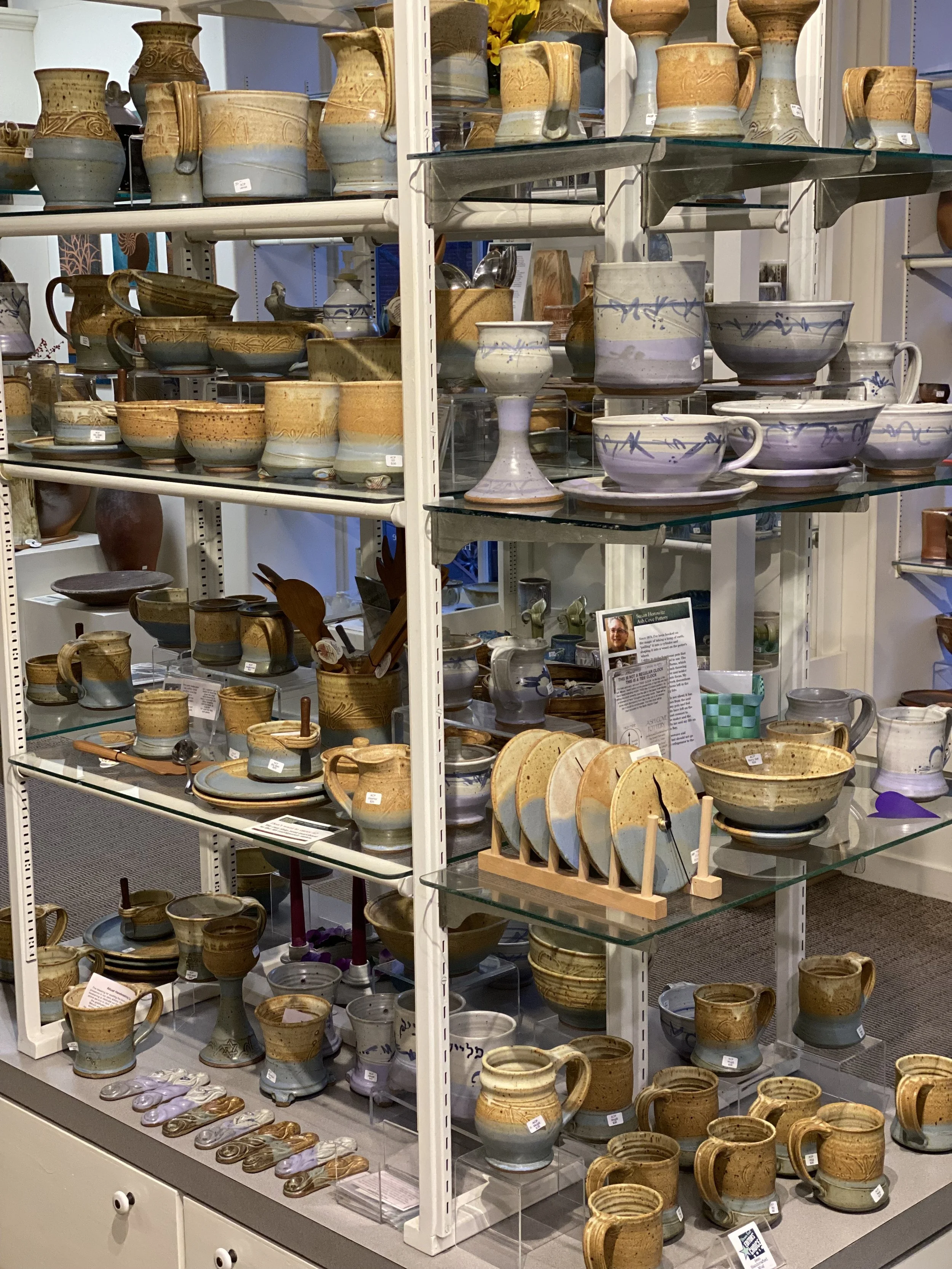 MAINE POTTERS MARKET