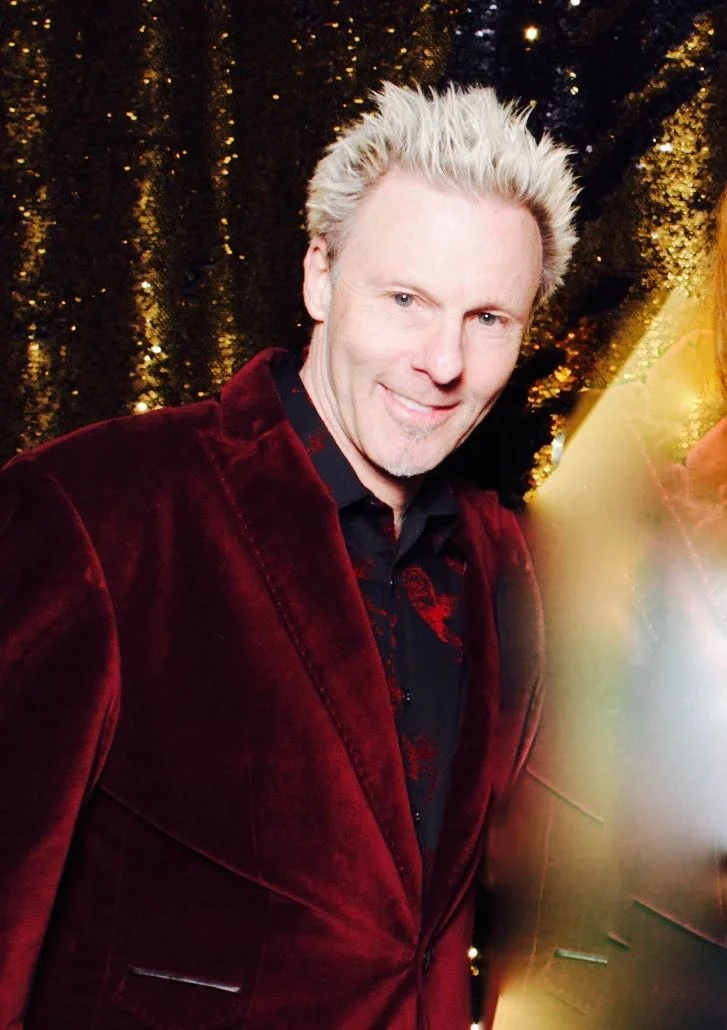 Bio — Keith Andrew