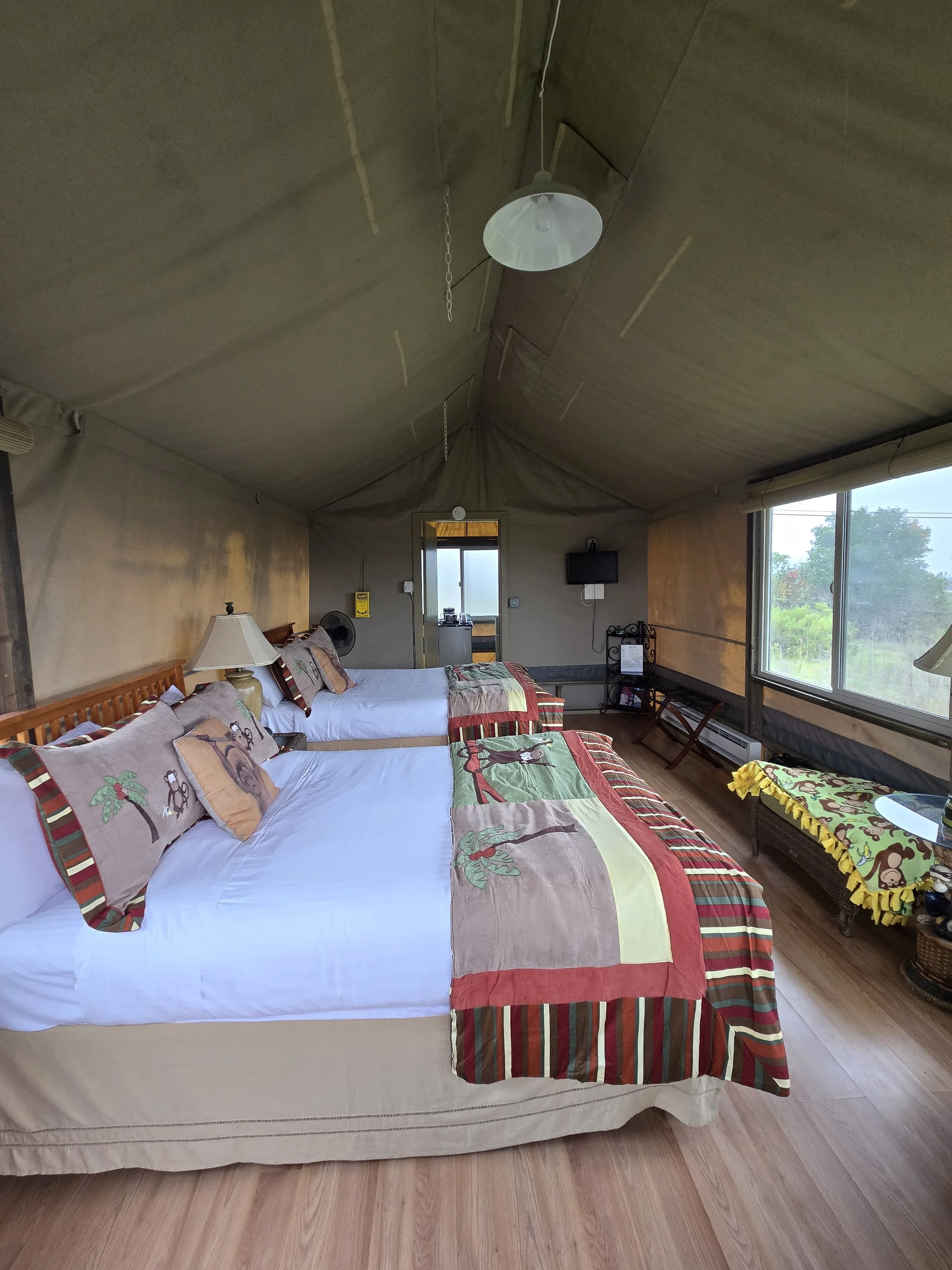 Monterey Zoo & Vision Quest Safari Bed & Breakfast in Salinas ...