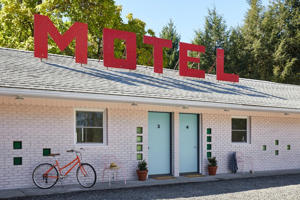 The Starlite Motel — And North