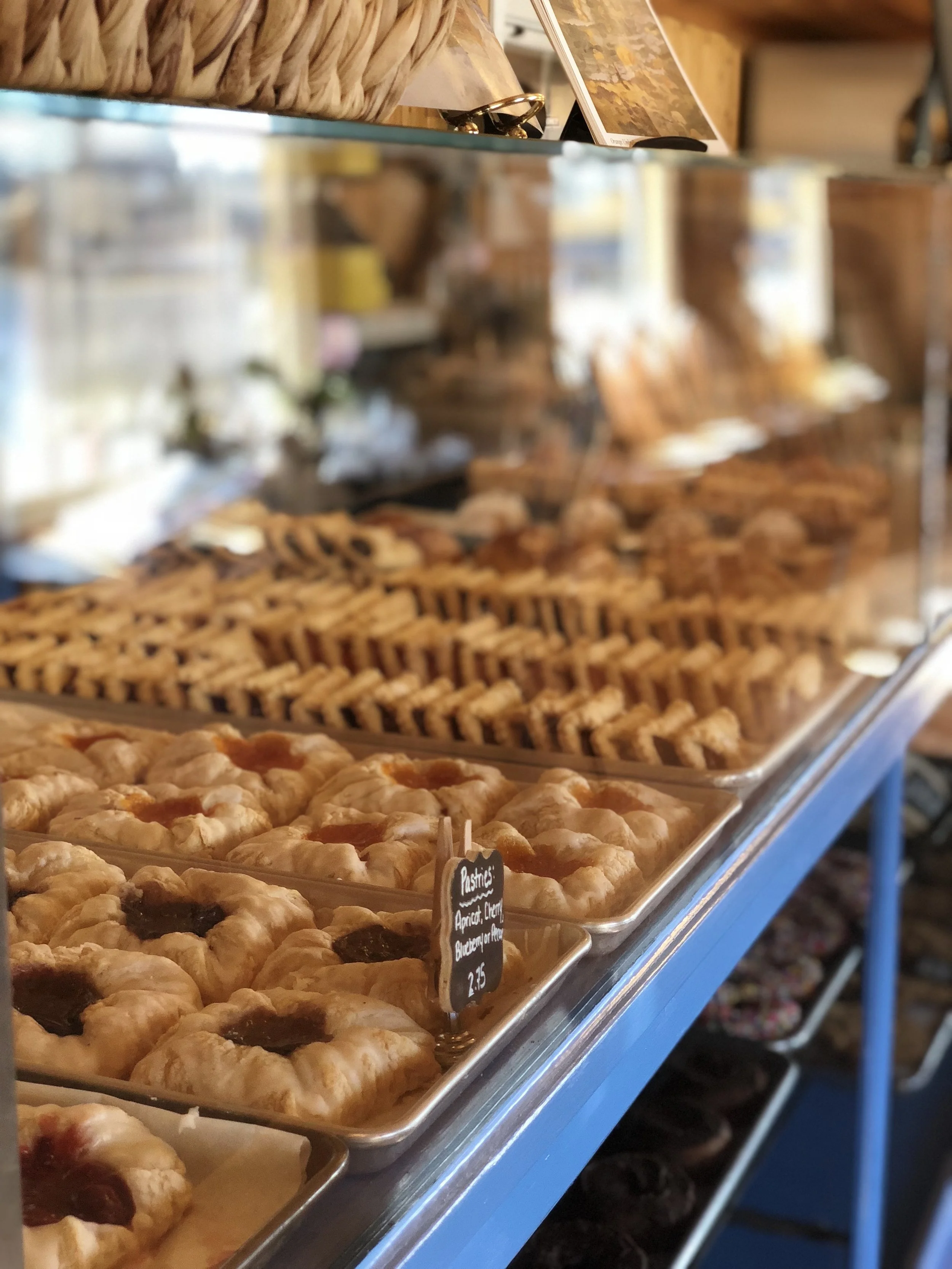 Luisa's Harbert Swedish Bakery & Market