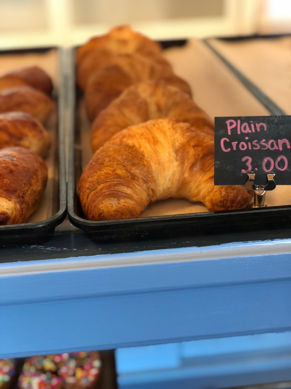 Luisa's Harbert Swedish Bakery & Market