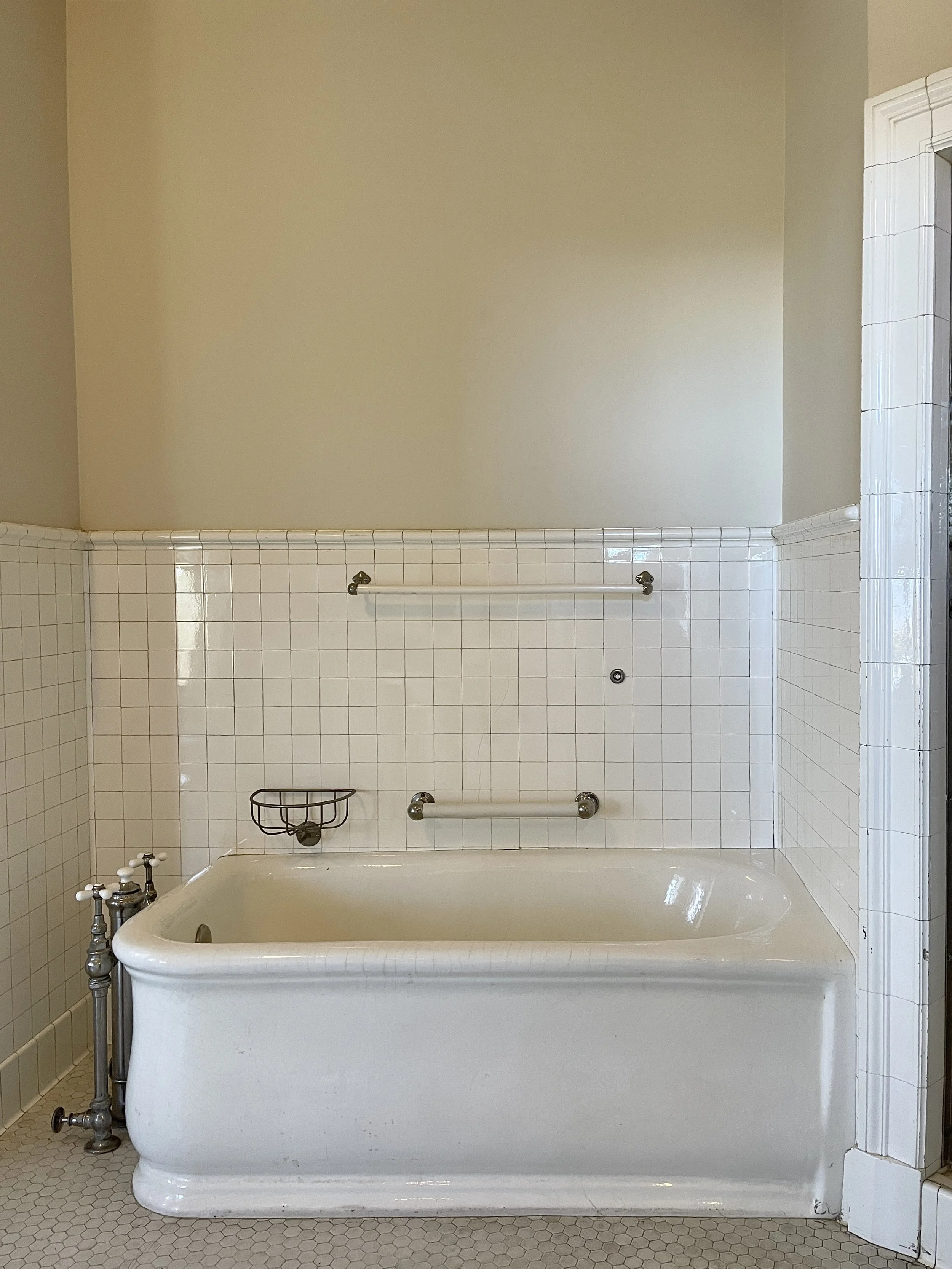 Part 2: Classic Design Traits from Bathrooms Built in the Early 1900s ...