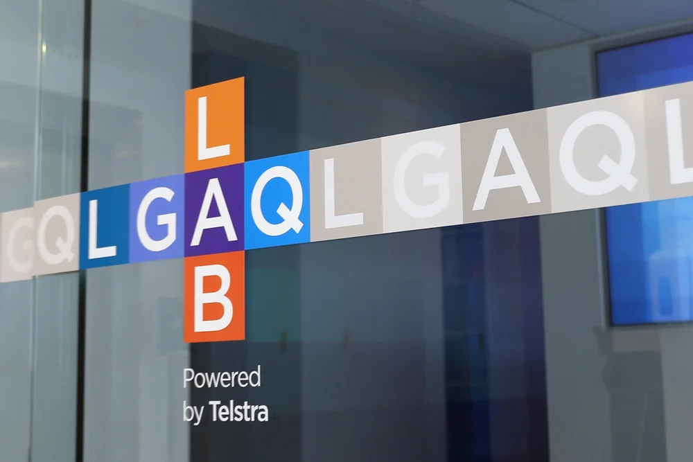 LGAQ-LAB Identity Design I MODE