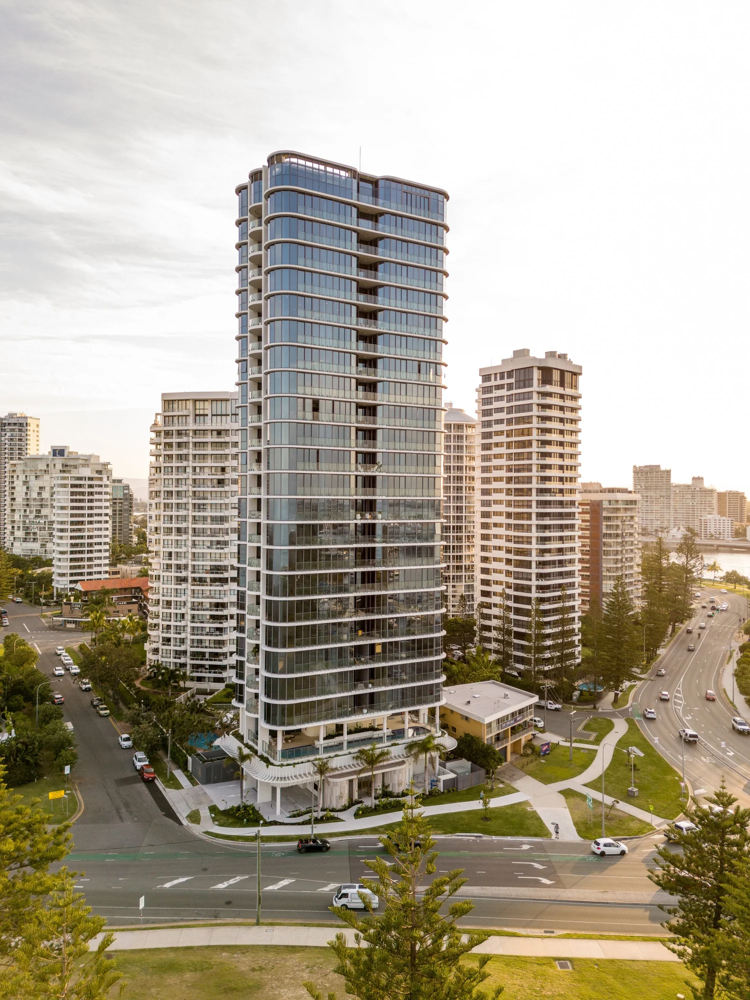 Monaco Apartments, Main Beach, Gold Coast I MODE