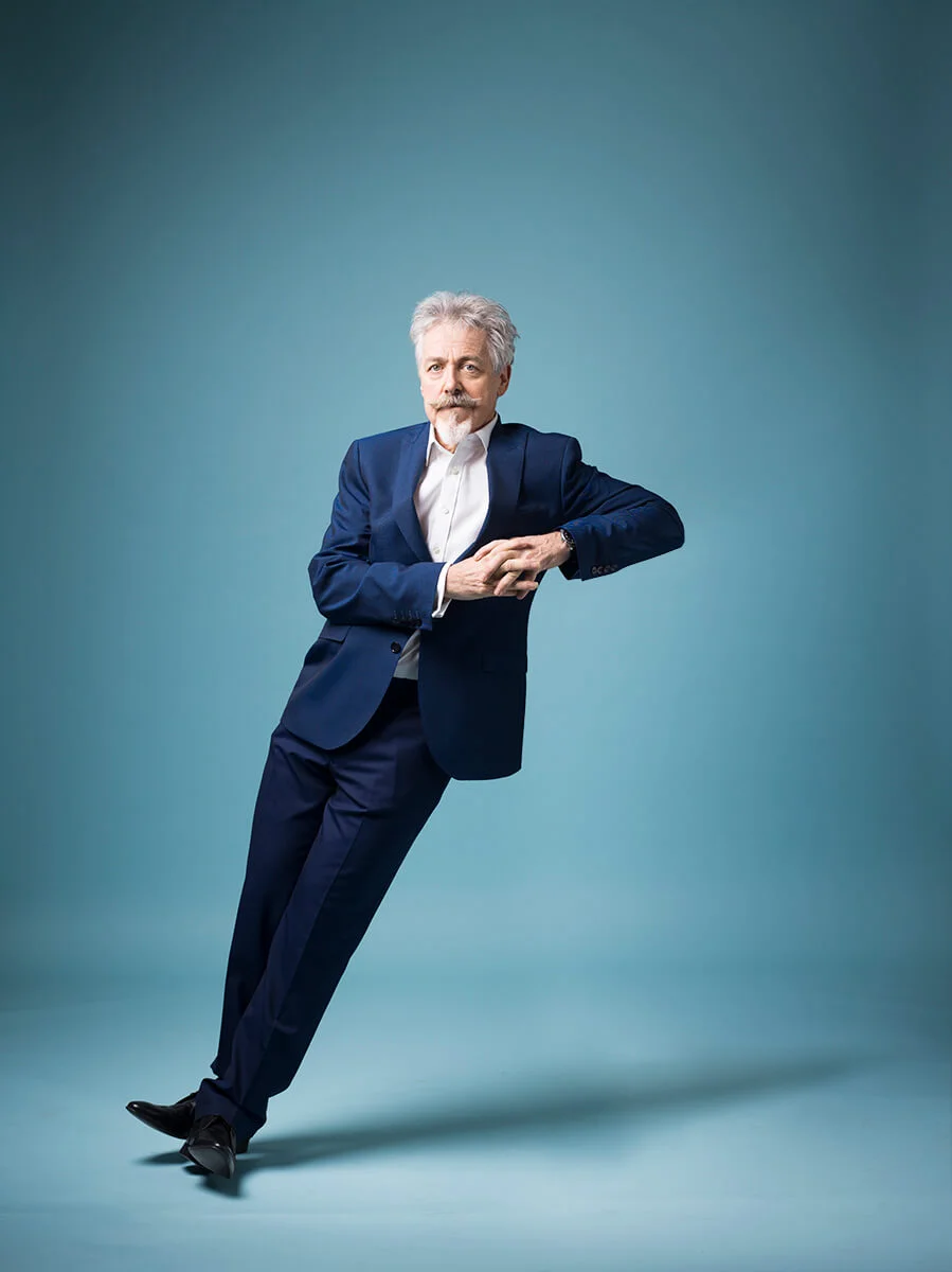 Griff Rhys Jones — Pål Hansen