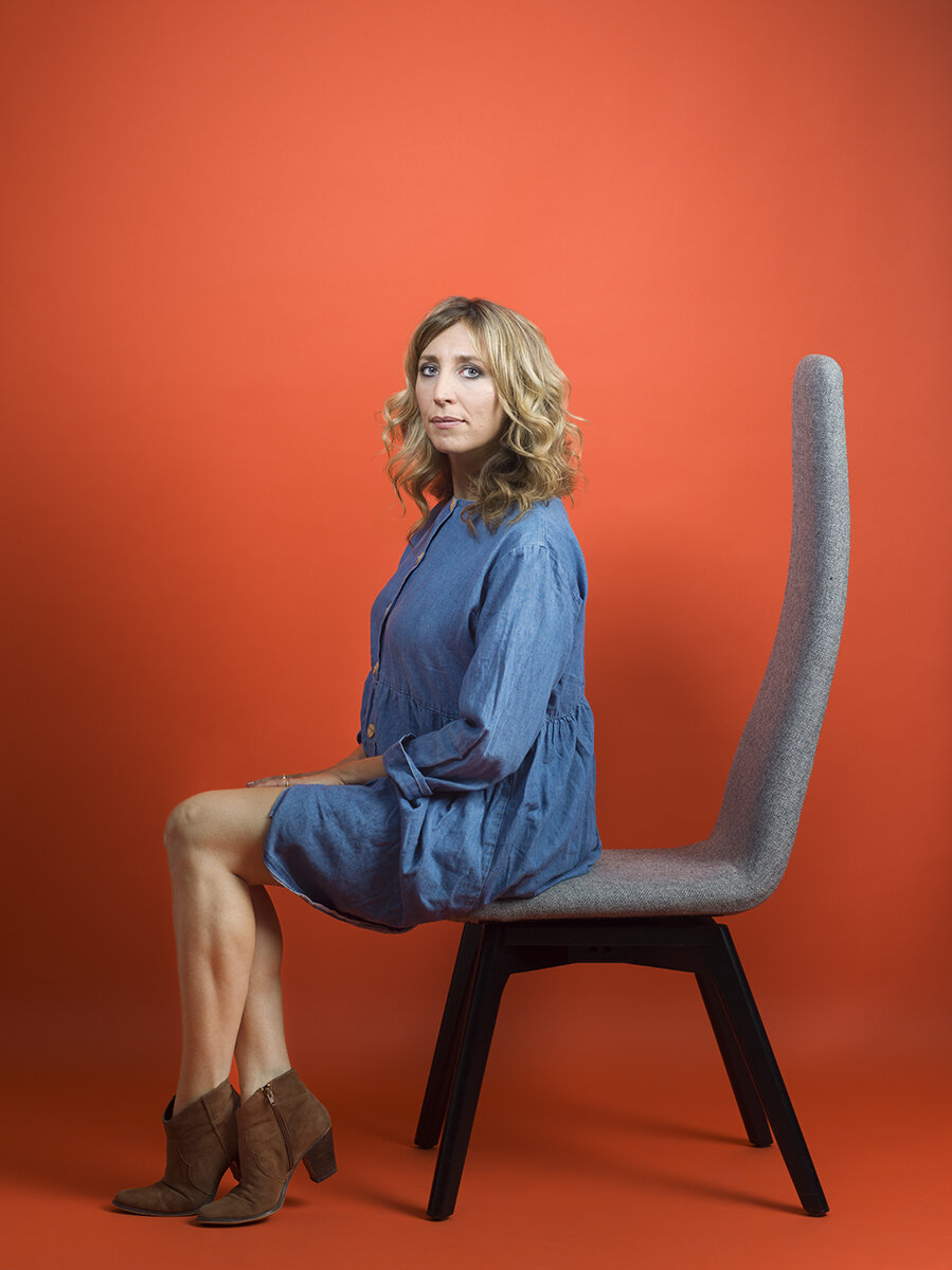 Daisy Haggard Divorce , Daisy Haggard Bio, Age, Husband, Family, Height ...