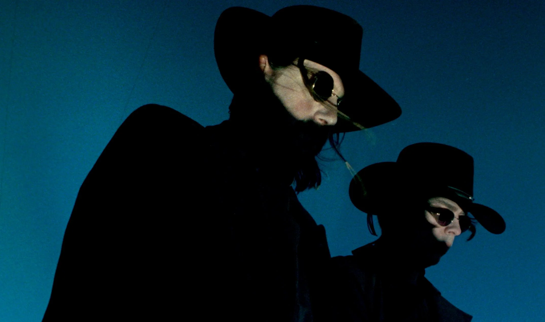 VOWWS Video “One by One” OUT NOW. Directed by Jordan Hemingway — MAGAZINE