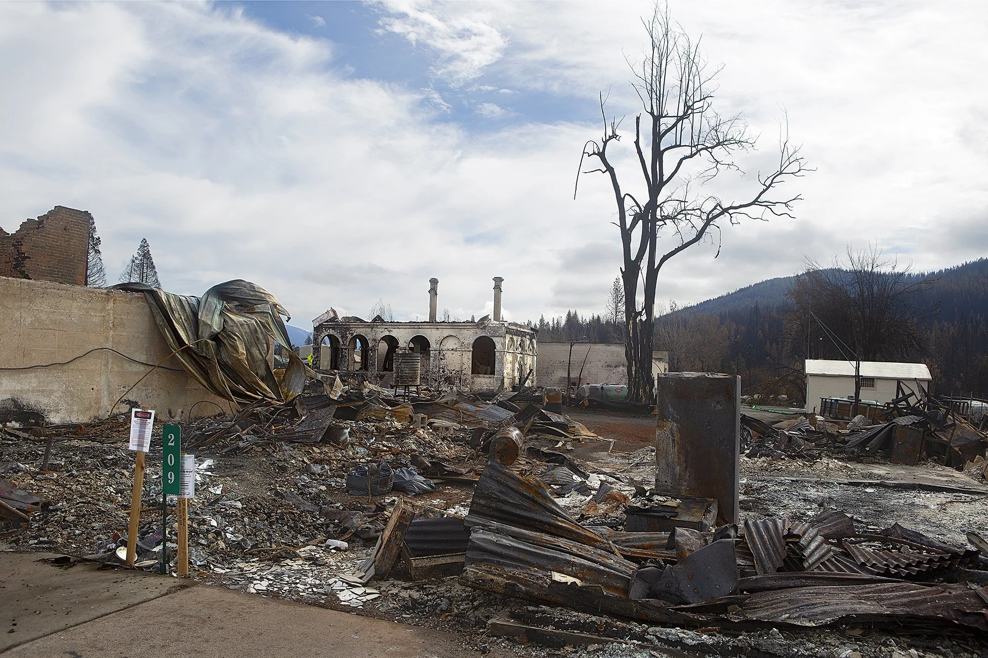 REQUIEM — Ruth Morgan Photography