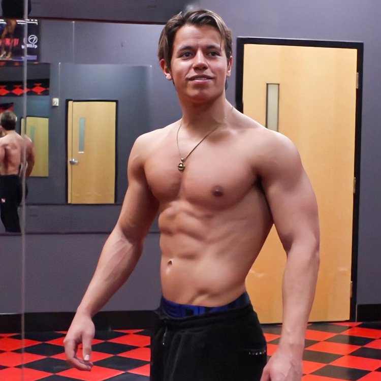 Seth Barker — Plant Strength | Vegan Fitness & Activism