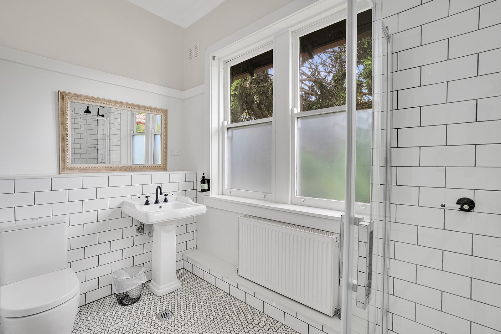 STAY — Bundanoon Hotel