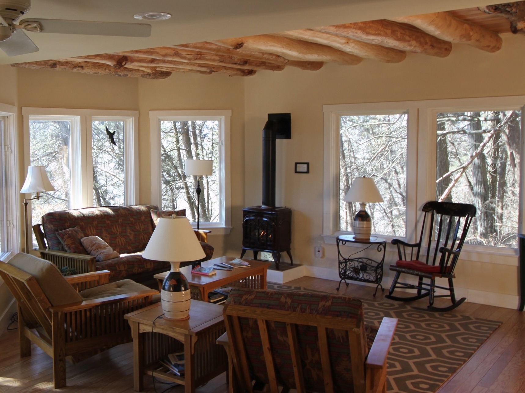 Hawks View Cottages and Lodges