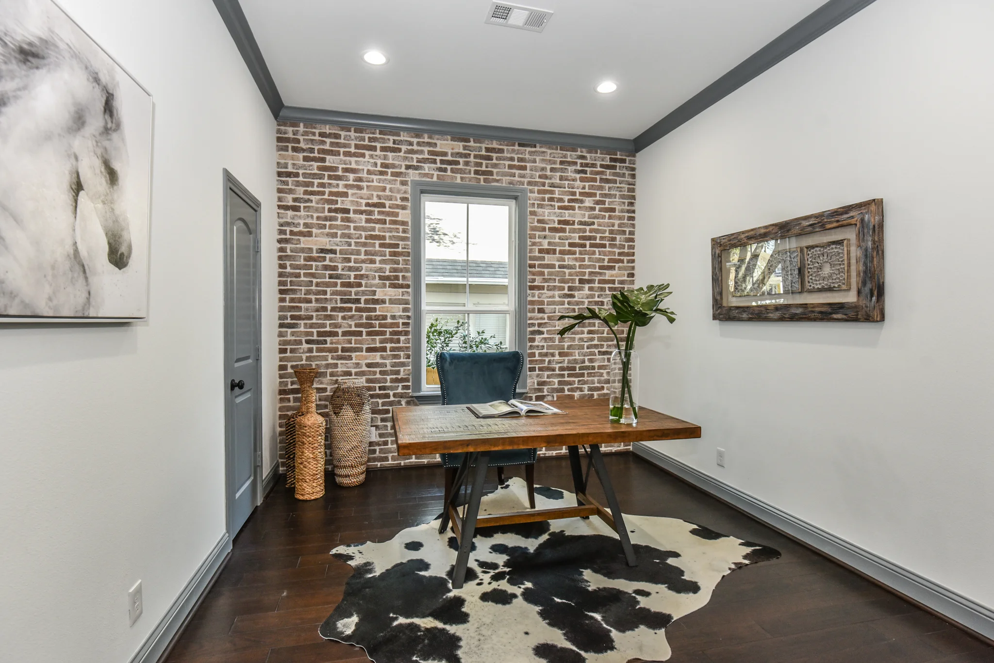 ENCORE STAGING + DESIGN