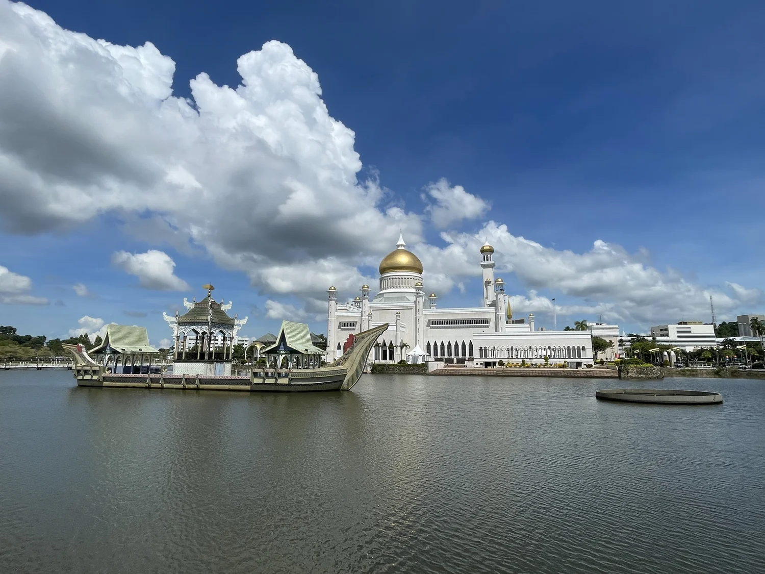 24 Hours in Brunei's capital, Bandar Seri Begawan — Places of Charm