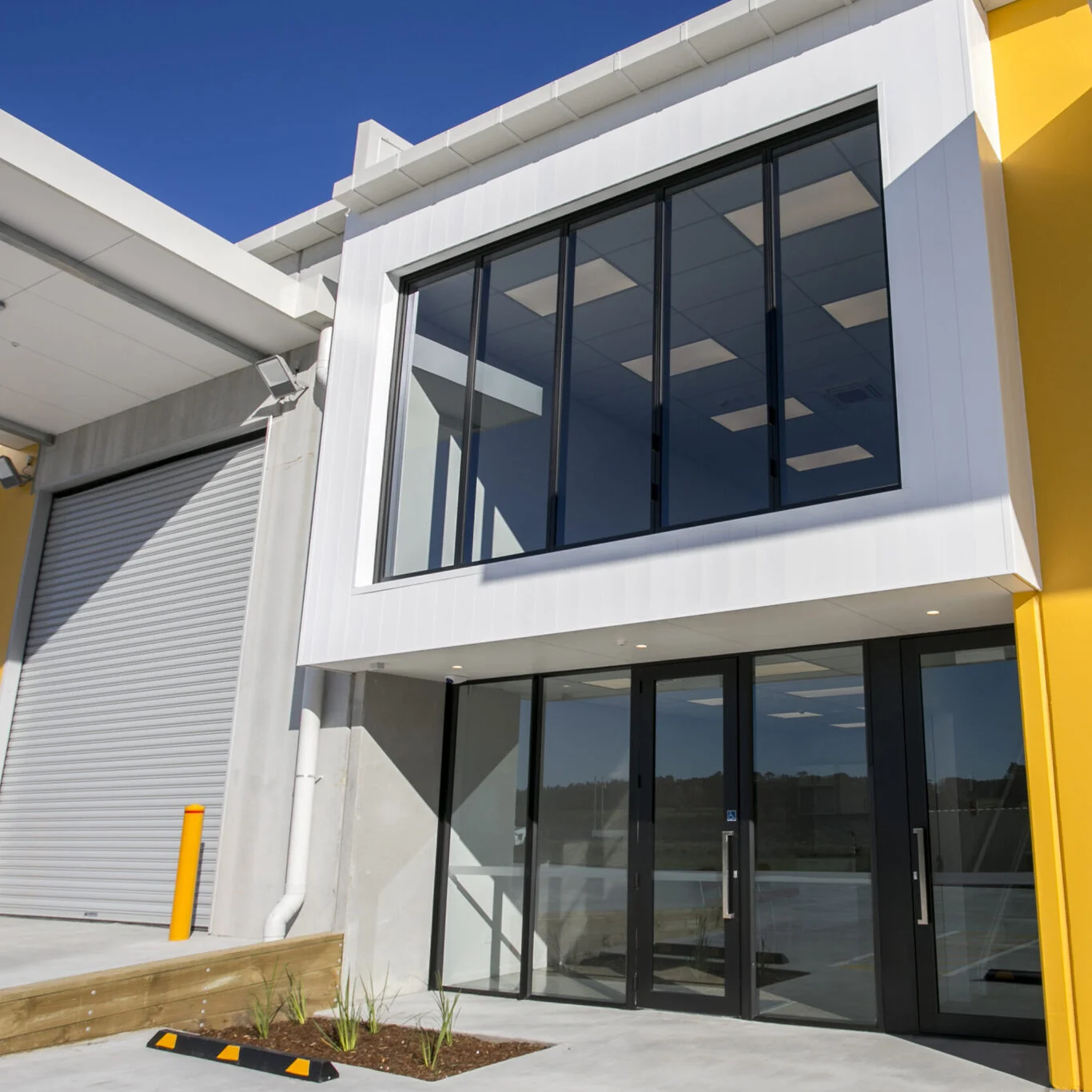 Swift Roofing - Longrun metal roofing and wall cladding specialists