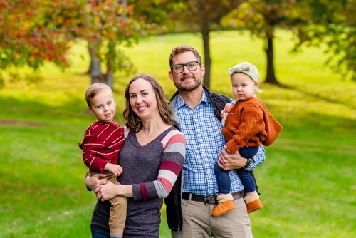 Why a Petite Family Photography Session Could Be the Perfect Fit for ...