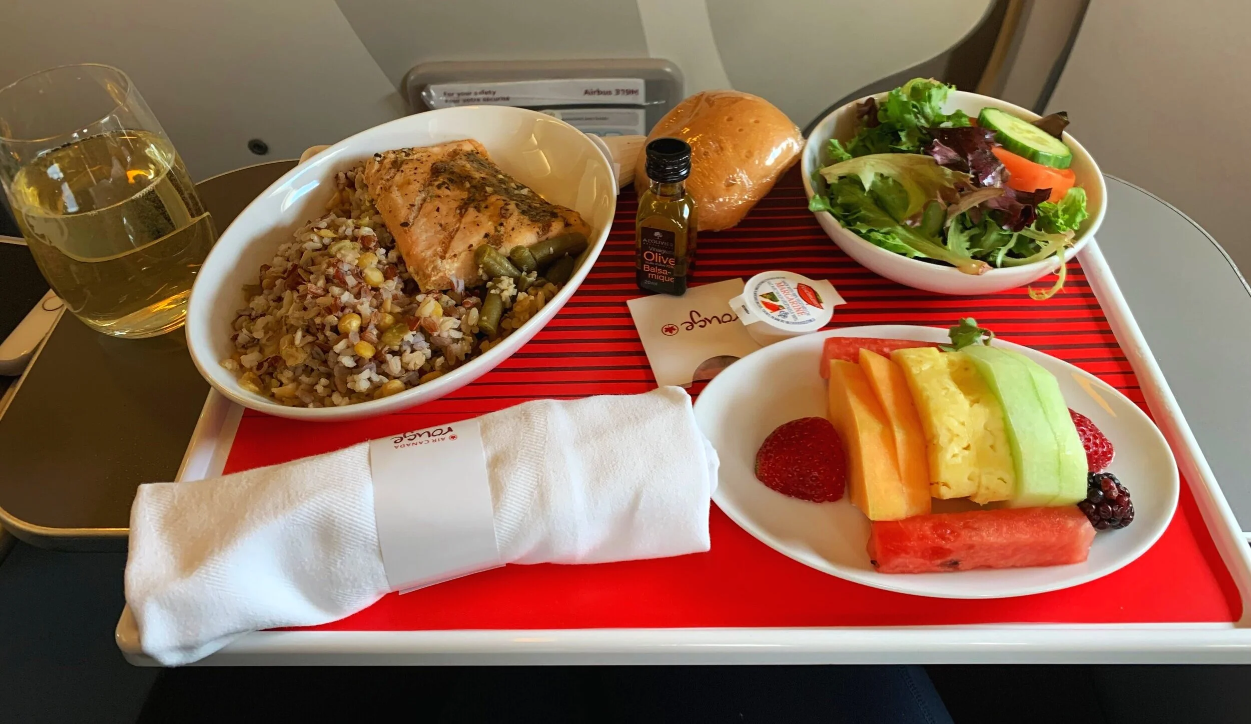 Premium Economy Business Class - Air Canada Rouge Premium Rouge Flight ...
