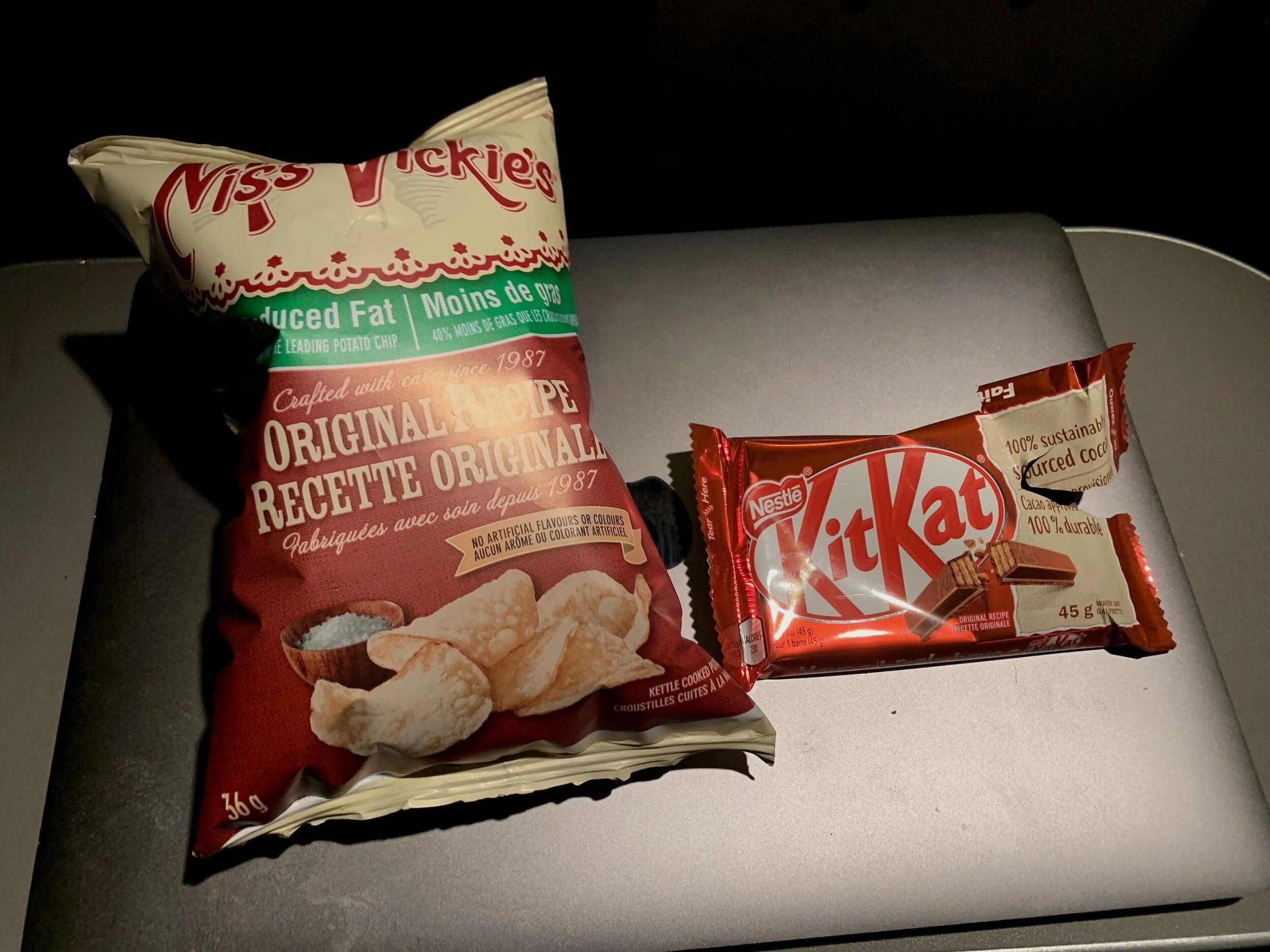 Premium Economy Business Class - Air Canada Rouge Premium Rouge Flight ...