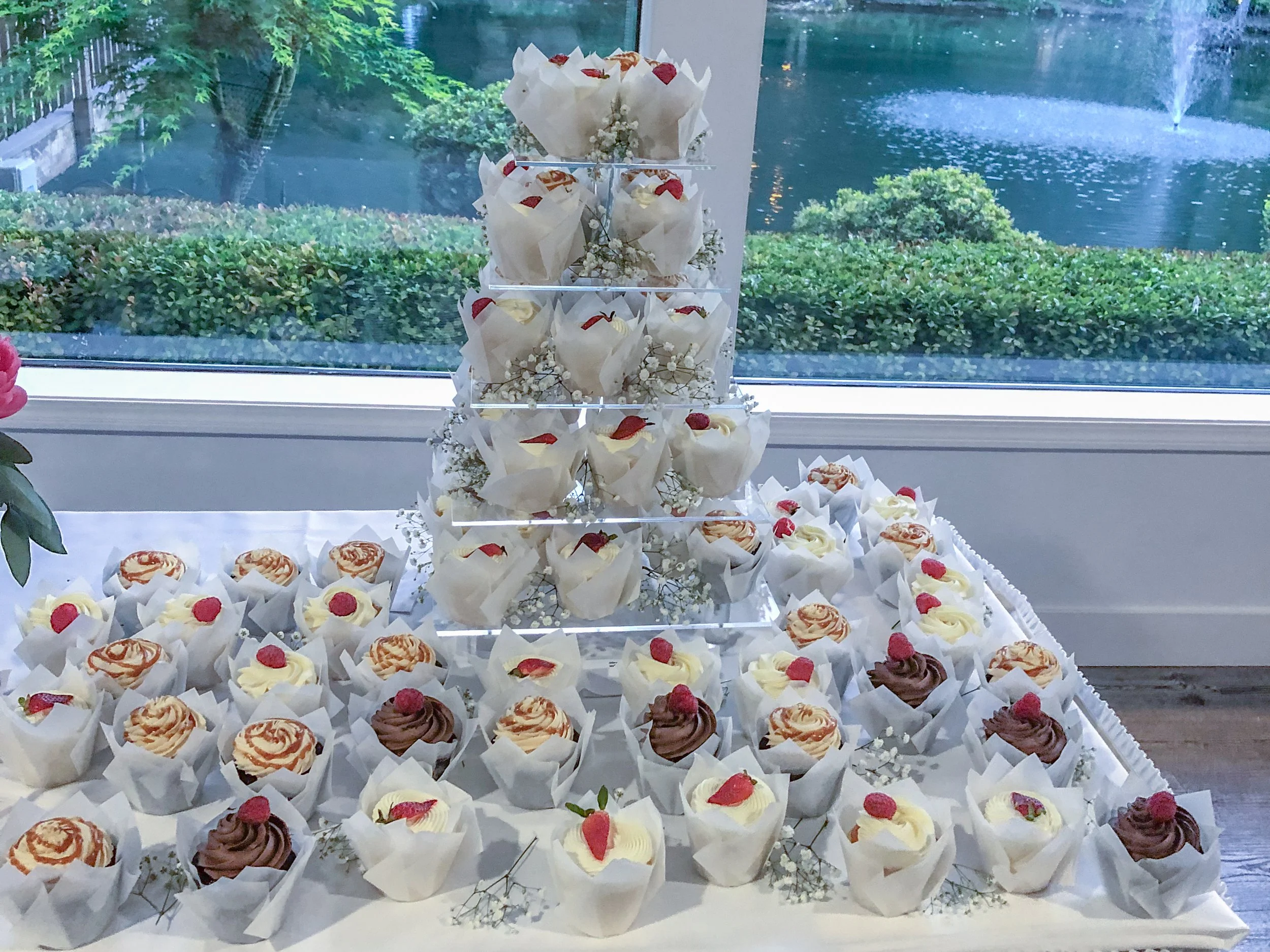 Lakeside Bakery | Customized Wedding Cakes and Desserts — Lakeside Gardens