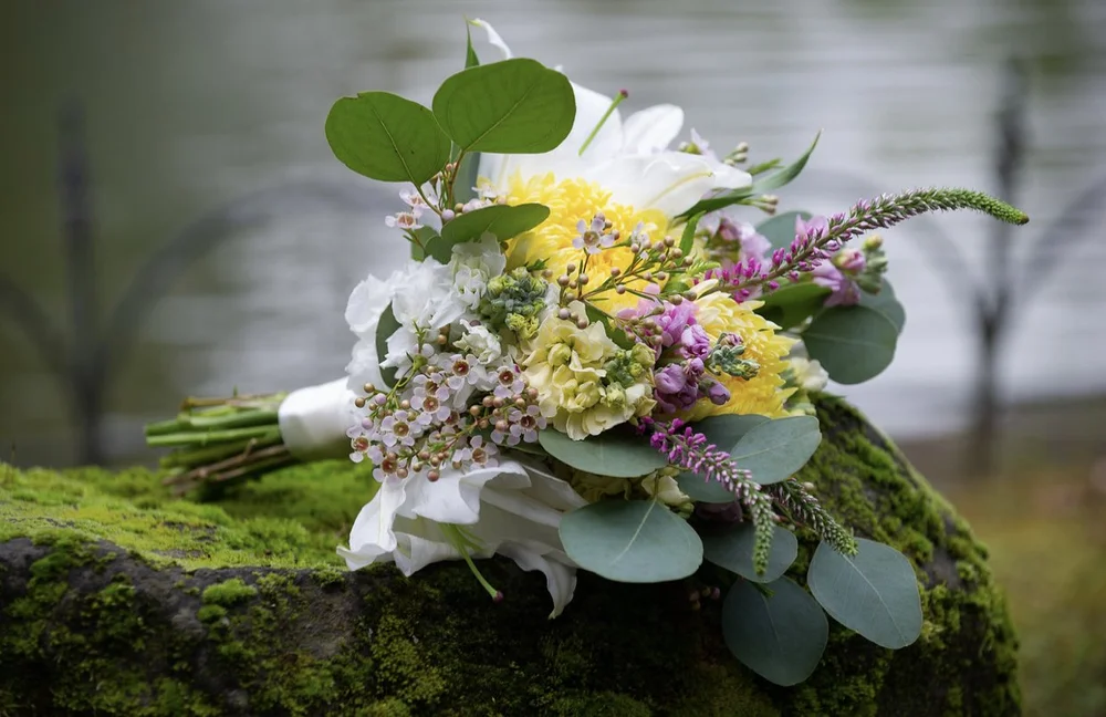Lakeside Floral | Custom Floral Designs — Lakeside Gardens