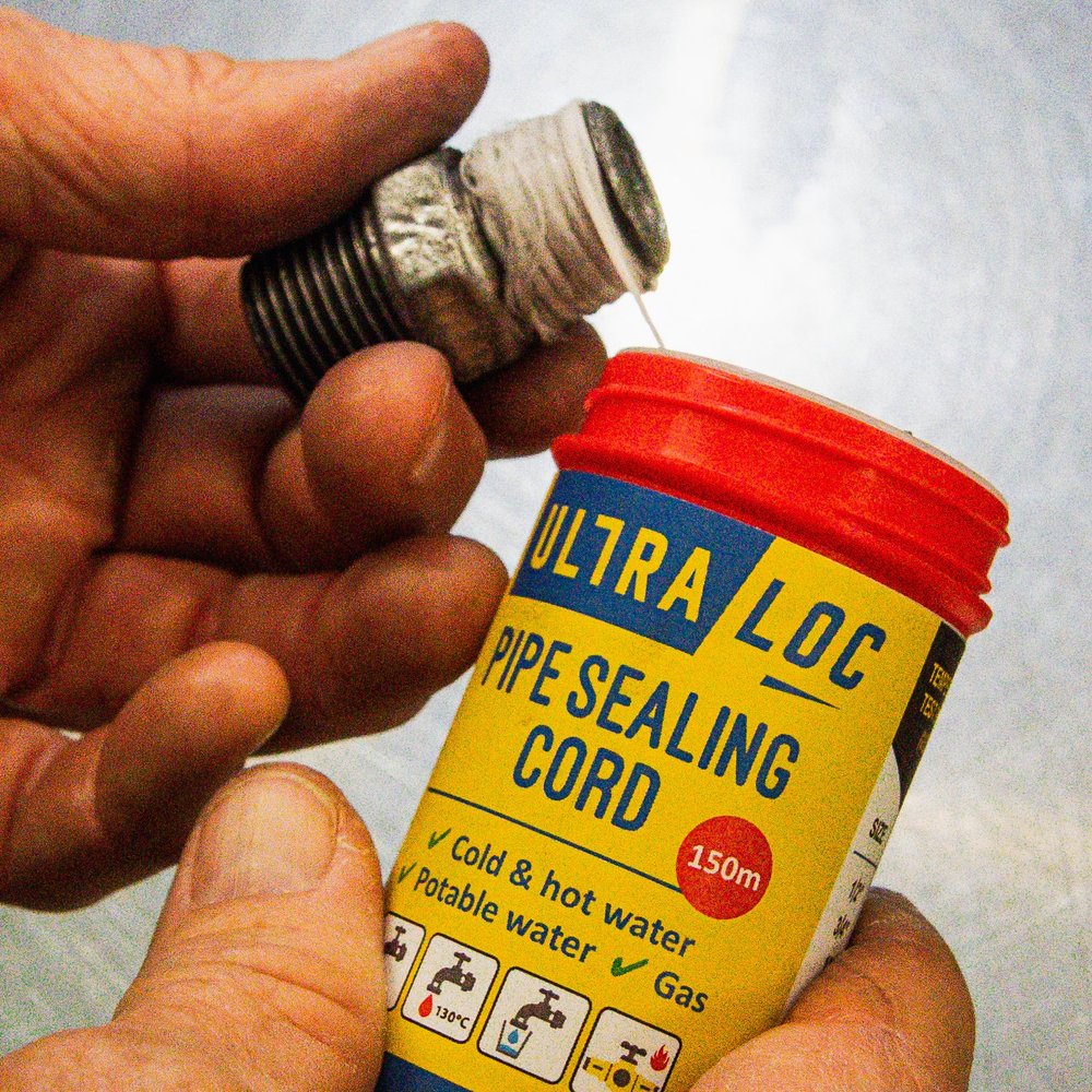 ULTRALOC — Molytec