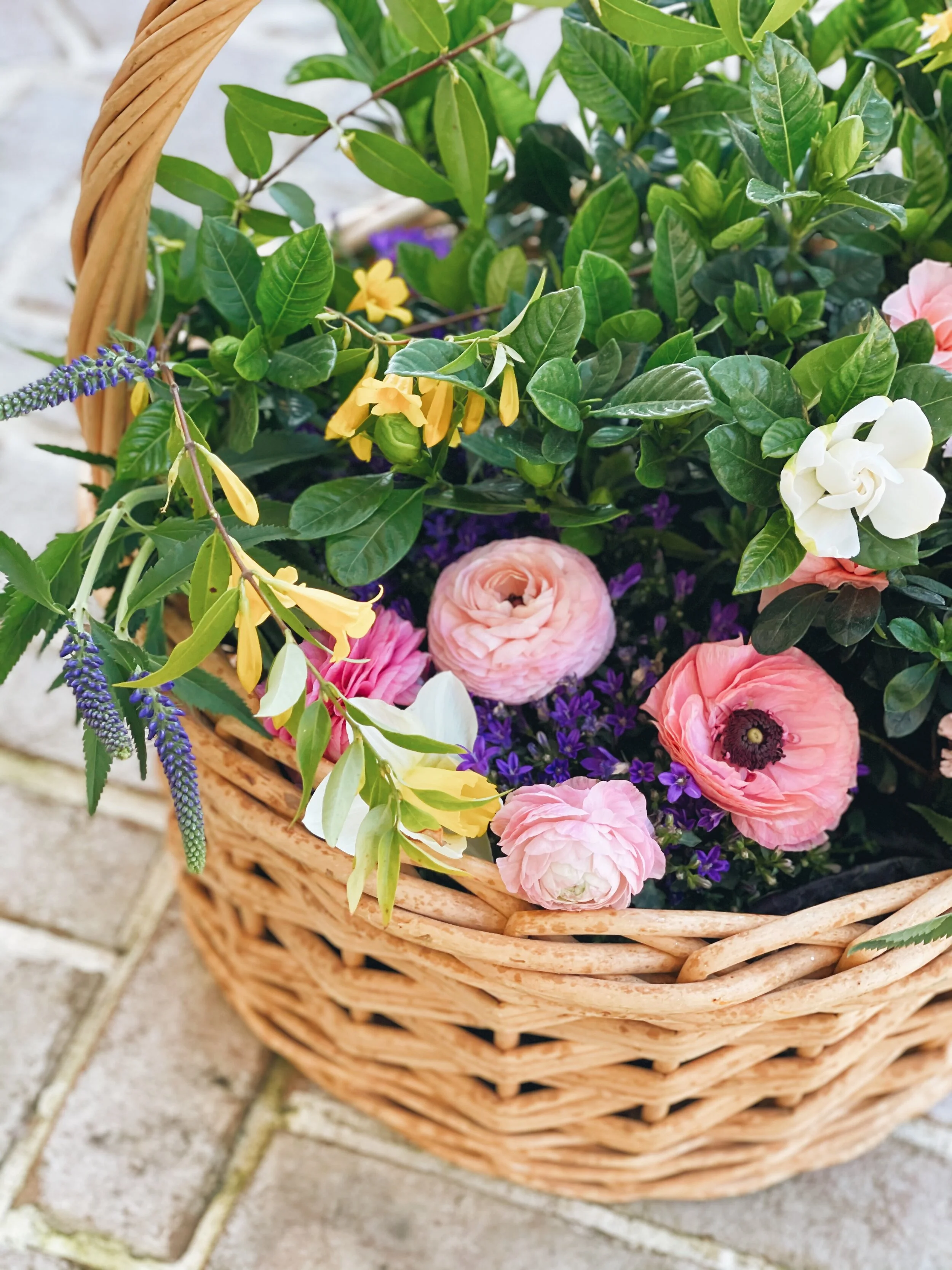 Spring Flower Basket DIY