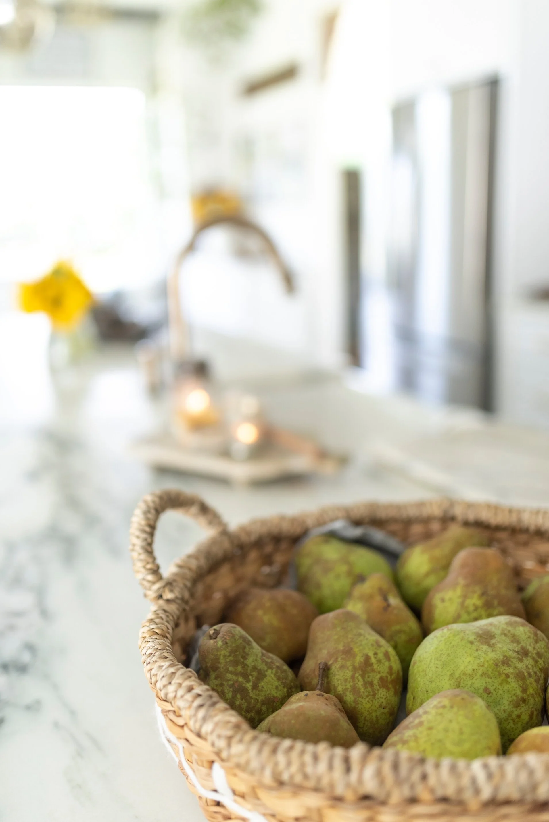 Budget-friendly fall decorating ideas using foraged items from your ...