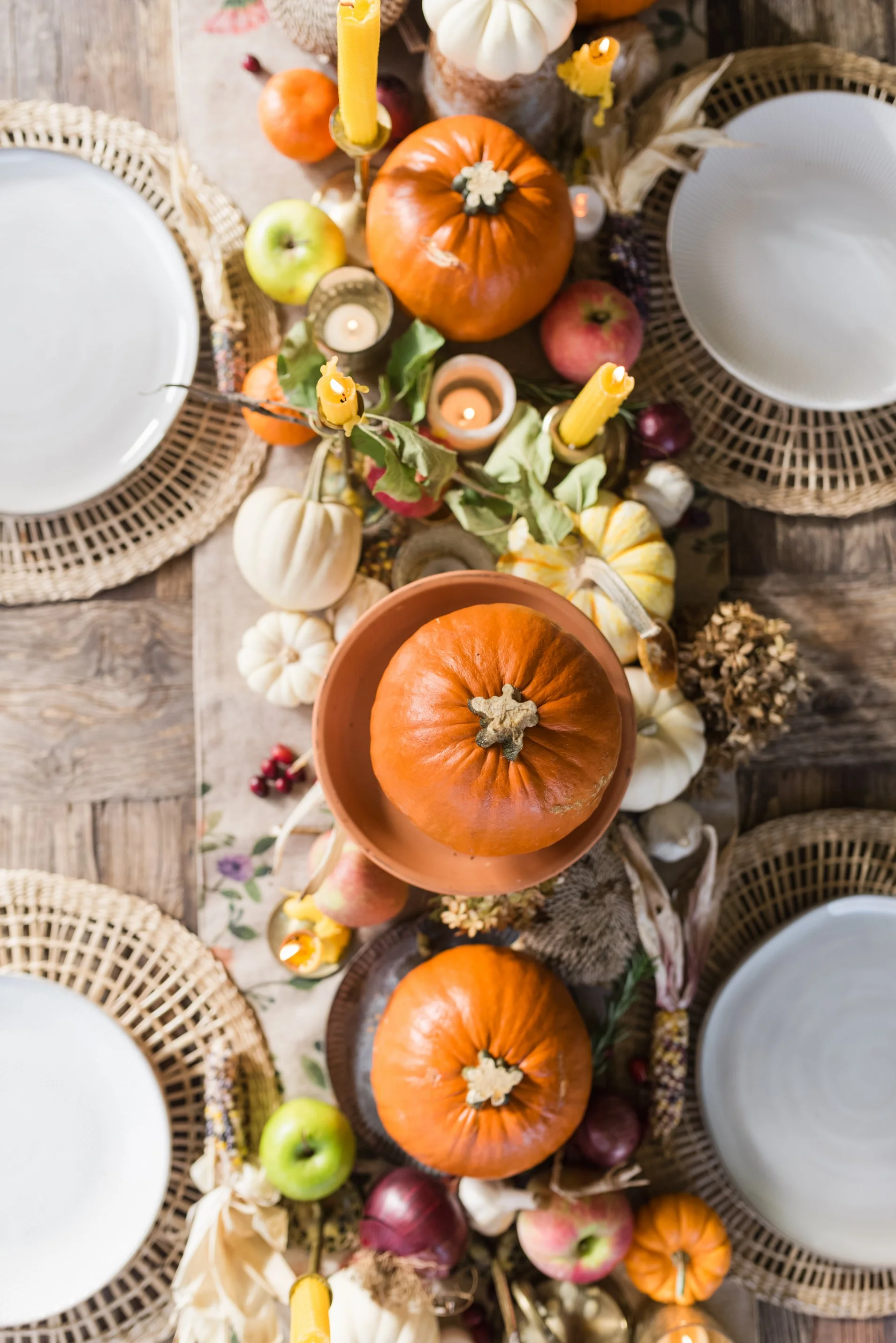 A Thanksgiving Table That Echoes Gratitude - Azure Farm