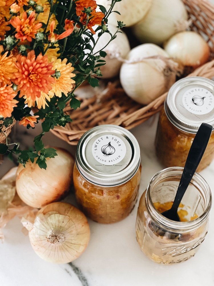 A Delicious Sweet And Sour Onion Relish Recipe - Azure Farm