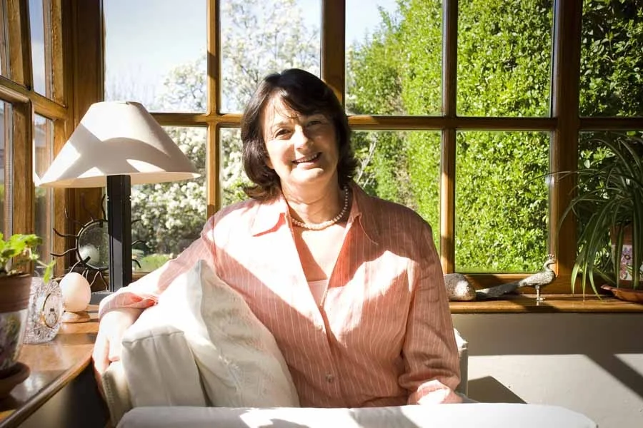 Anne Chambers — NEW ISLAND BOOKS