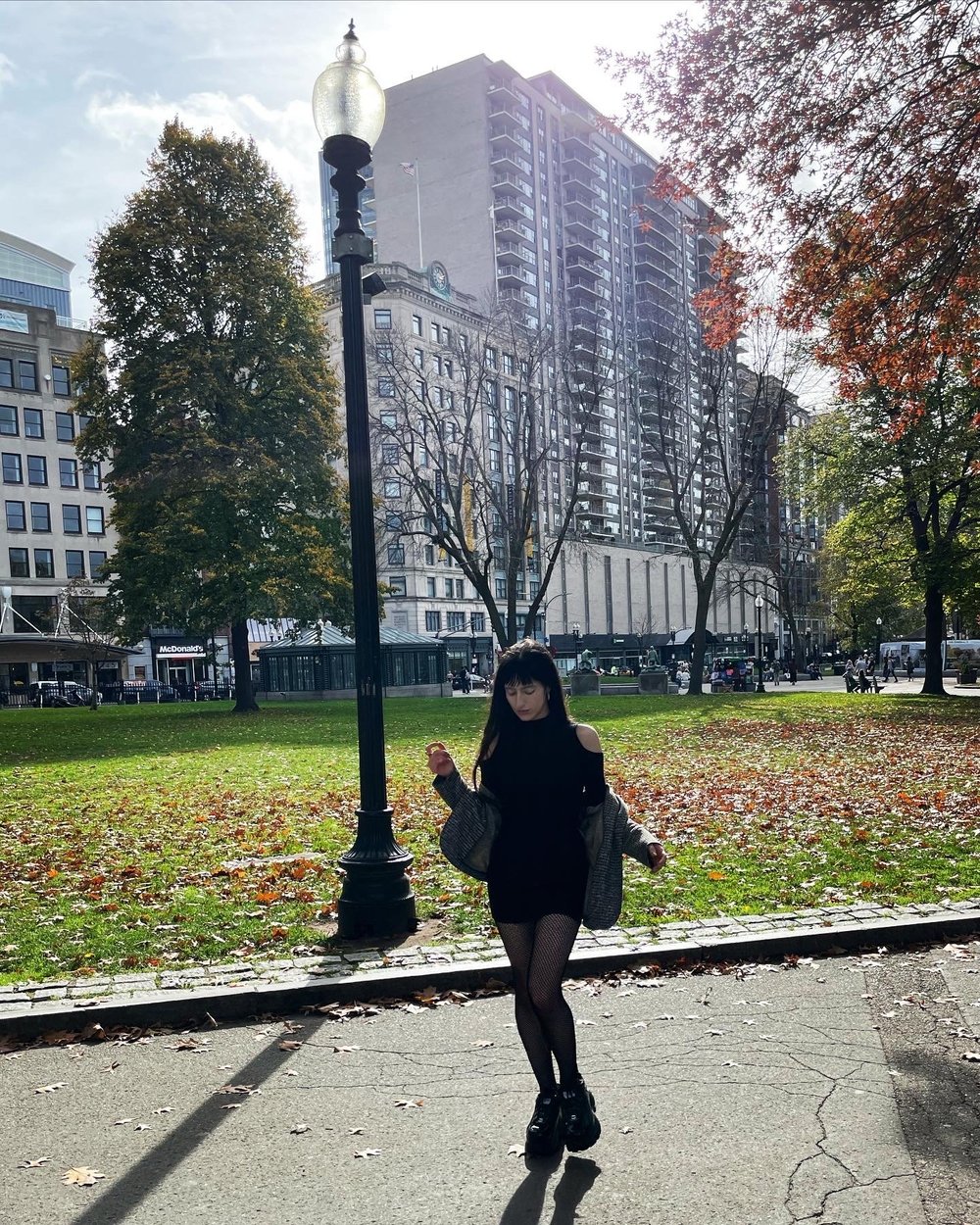 How To Wear Chunky Platform Sneakers (Outfit Inspiration) — Sarah Freia