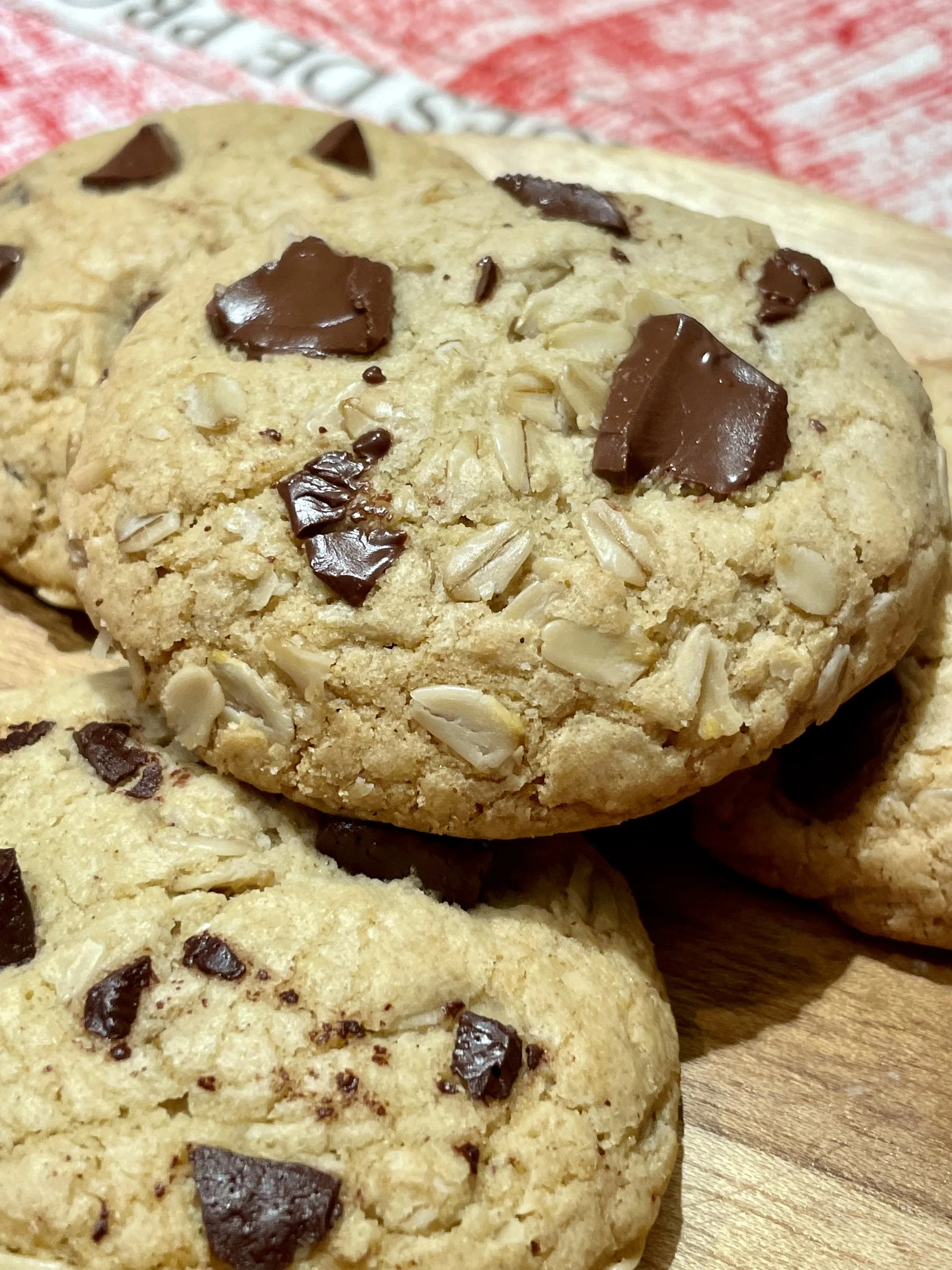 Vegan Matcha Chocolate Chip Oatmeal Cookie Recipe (Gluten Free Option ...